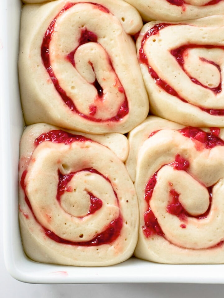 Crescent Roll Cinnamon Rolls (Easy Cinnamon Rolls)