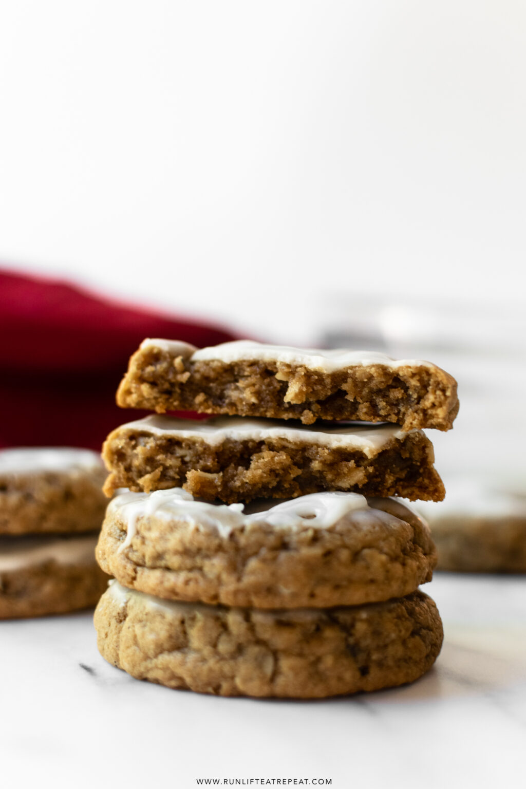 Iced Oatmeal Cookies - Simple Everyday Recipes