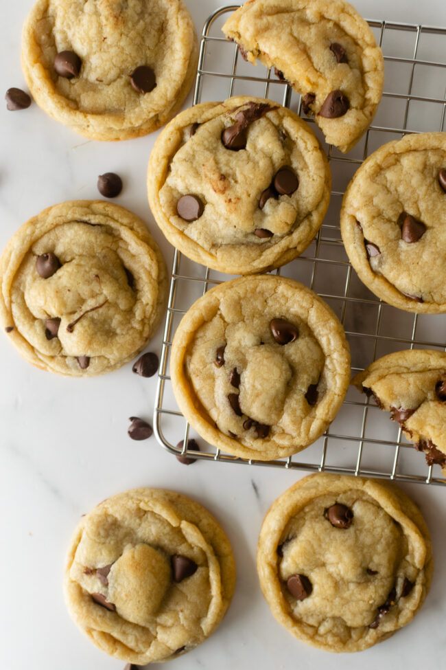Best Chewy Chocolate Chip Cookies Recipe - Simple Everyday Recipes