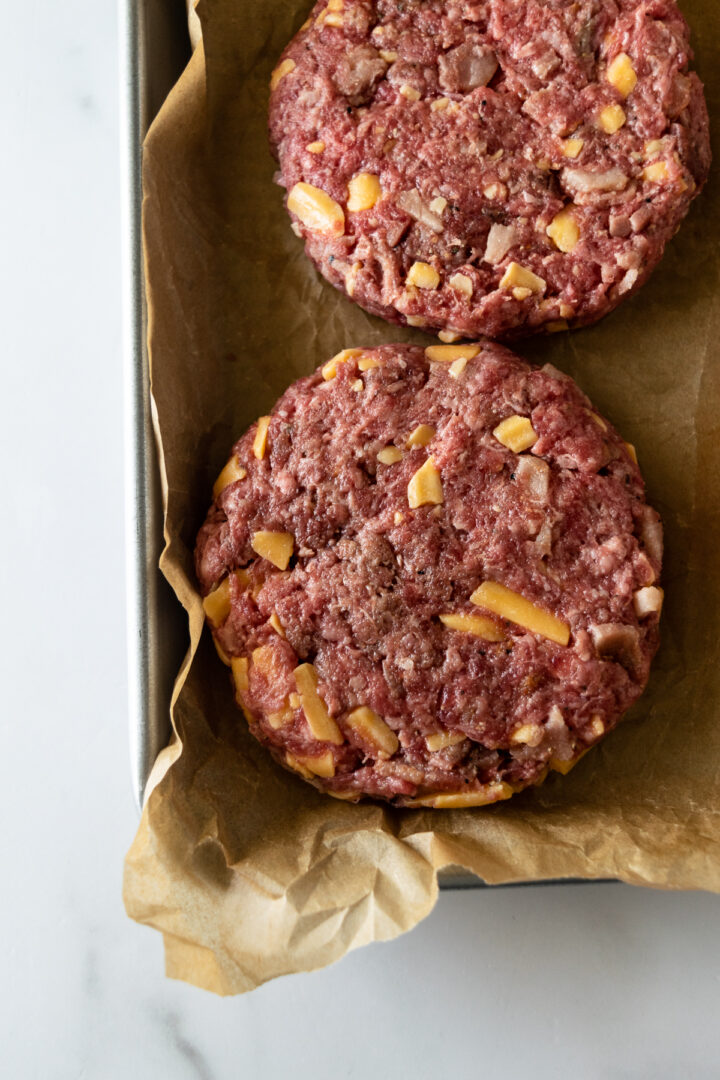 Ridiculously Good Bacon Cheeseburgers - Simple Everyday Recipes